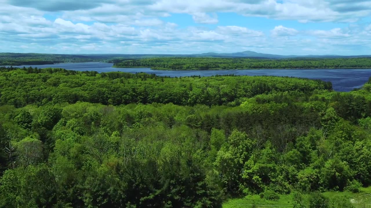 Discover Central Massachusetts | Playeasy